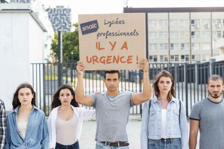 Lycées professionnels : grève et manifestations le 14 octobre 2025 – SNALC